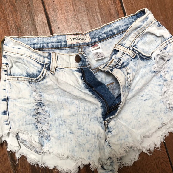 Vibrant | Shorts | Distressed Jean Shorts Festival Shorts Vibrant Usa ...